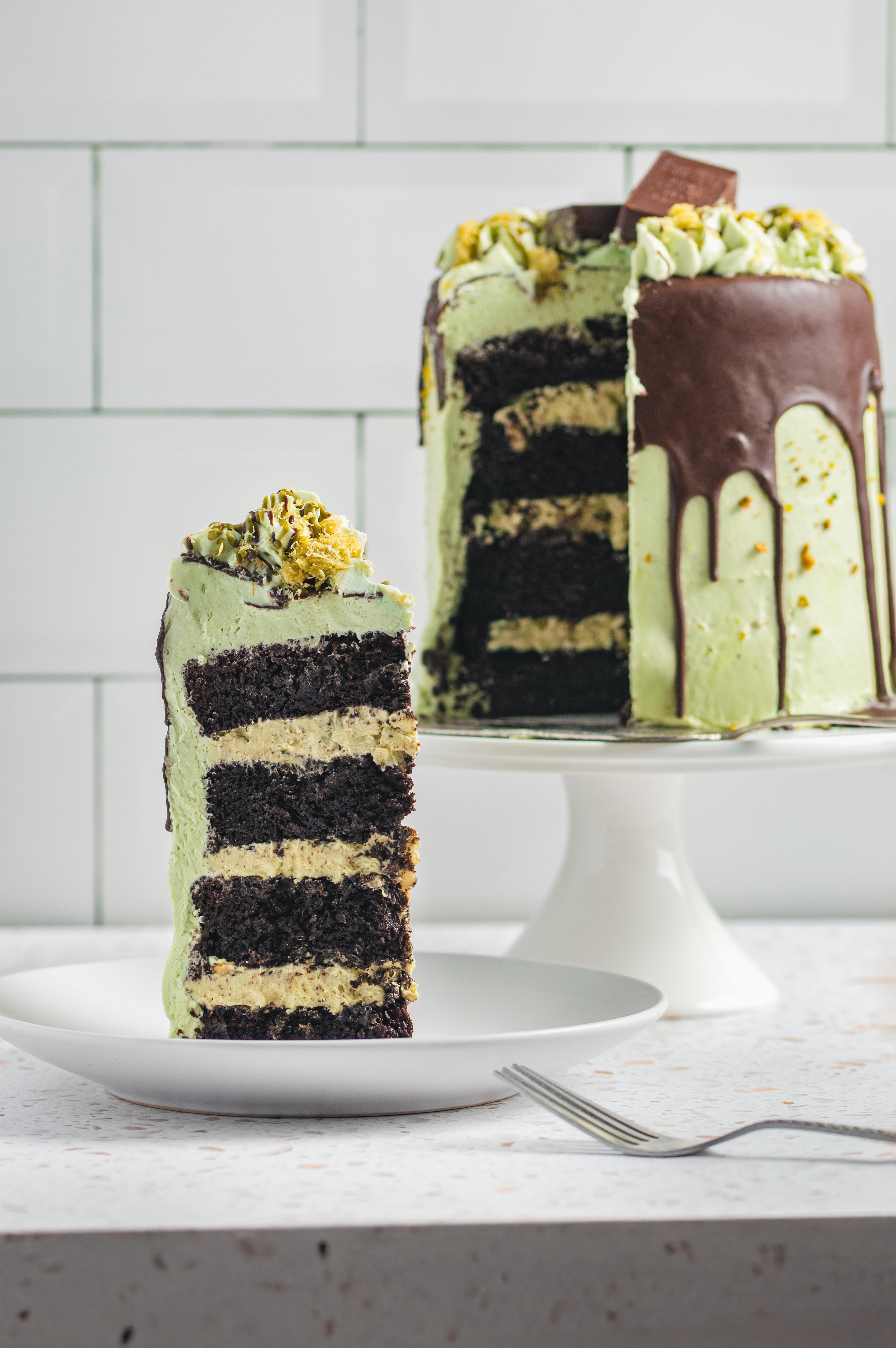 The Kunafa Cake | The Kunafa Cake Delivery UK | Lotus Cake – Desserts ...