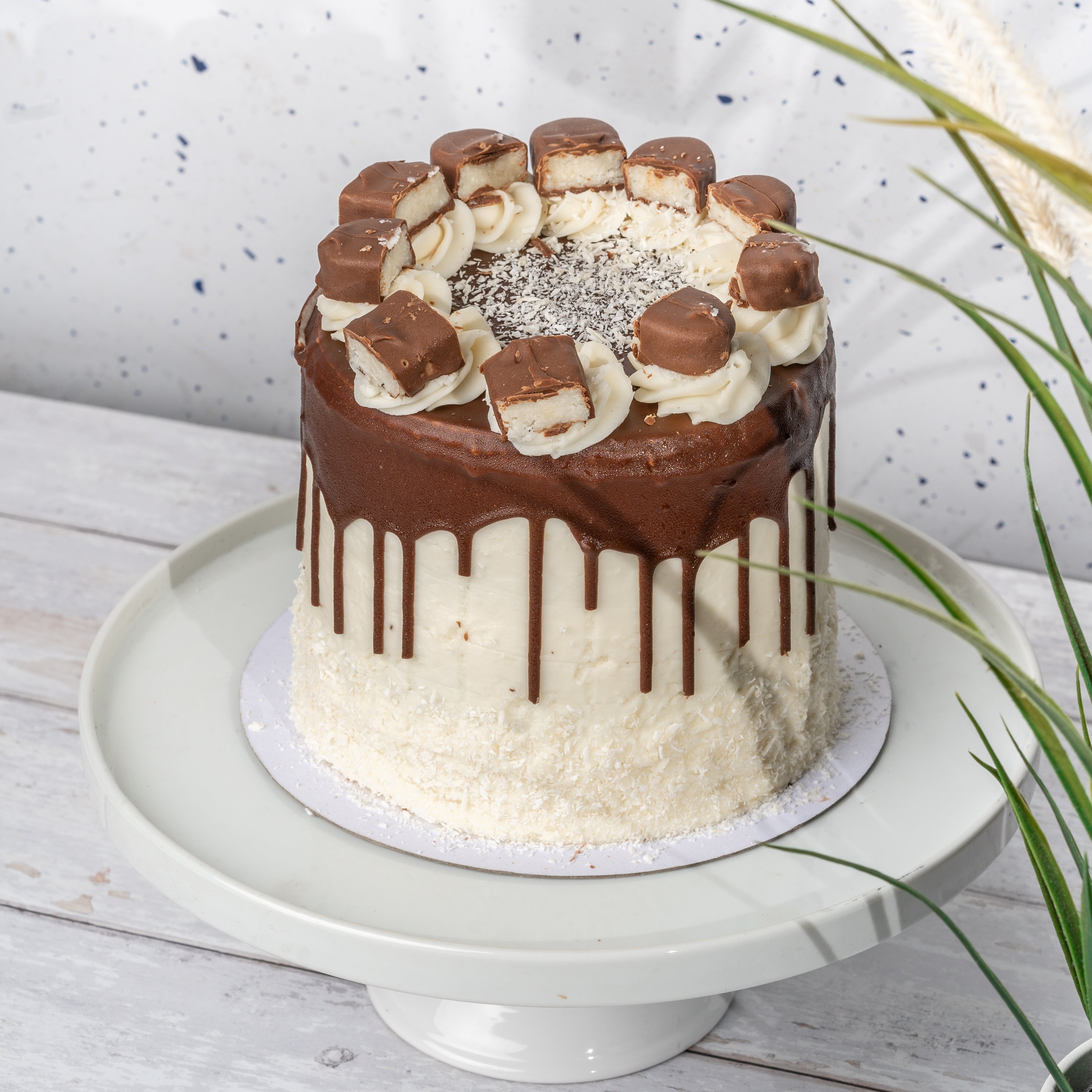 The Bounty Coconut Cake | Bounty Cake Delivery UK | Lotus Cake ...