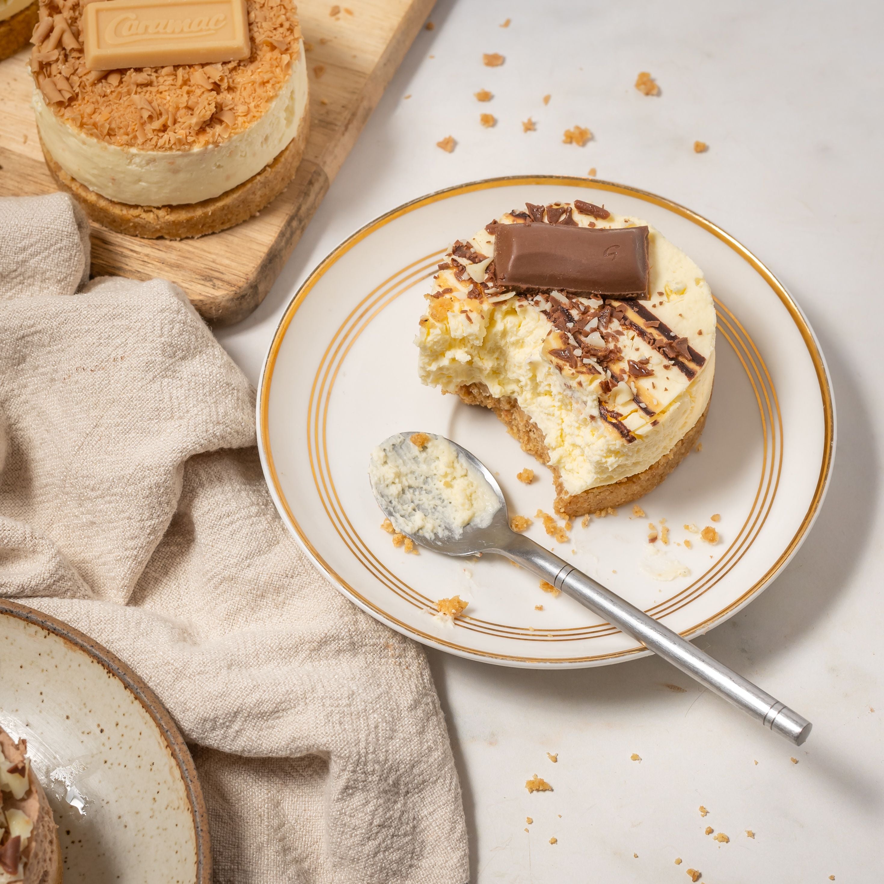 Galaxy Caramel Chocolate Cheesecakes – Desserts Delivered Bakery