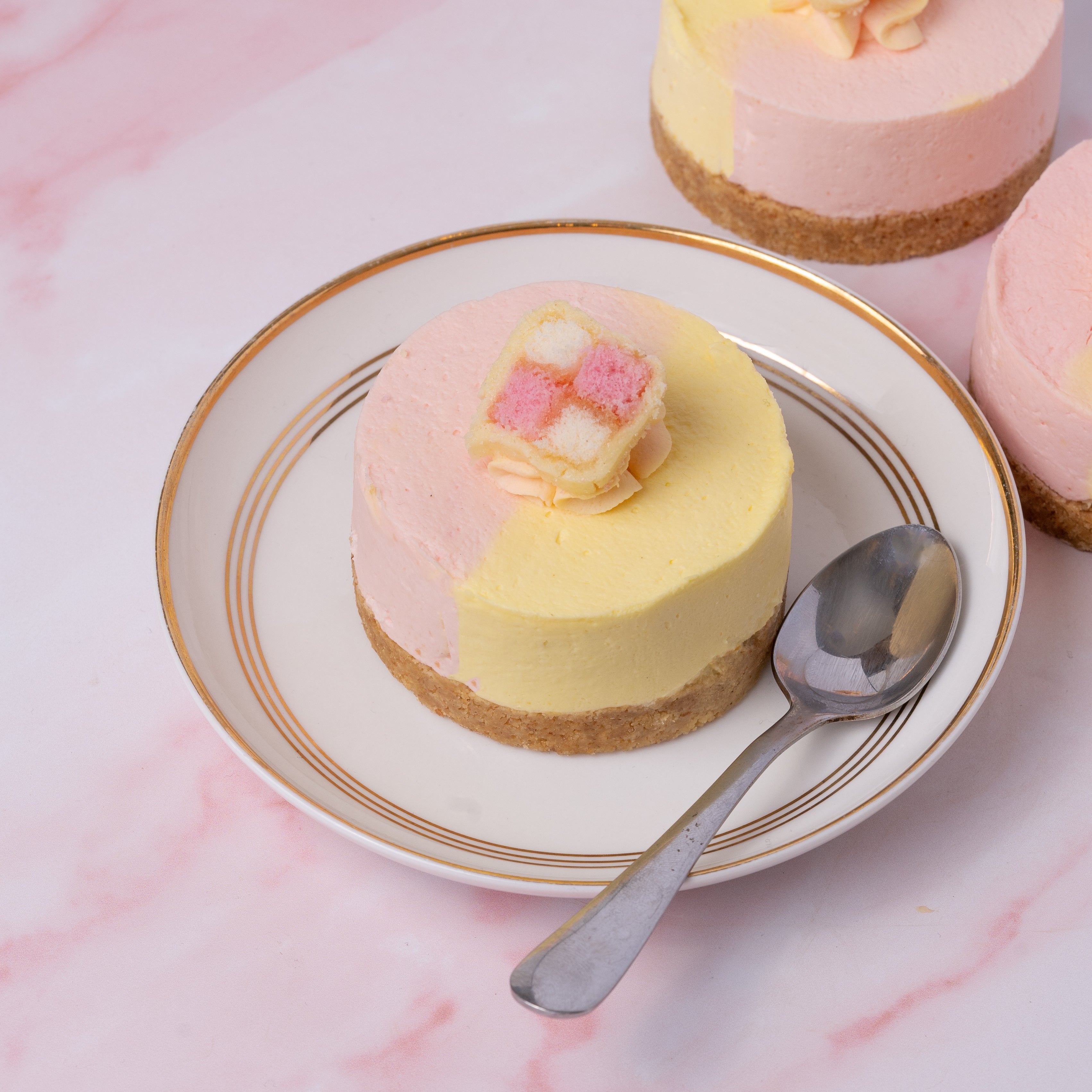 Battenberg Cheesecakes – Desserts Delivered Bakery
